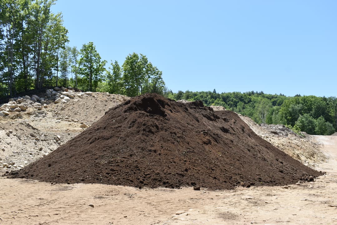 Loam Depot | Wholesale Loam, Sand, River Rock, Field Stone & Crushed ...